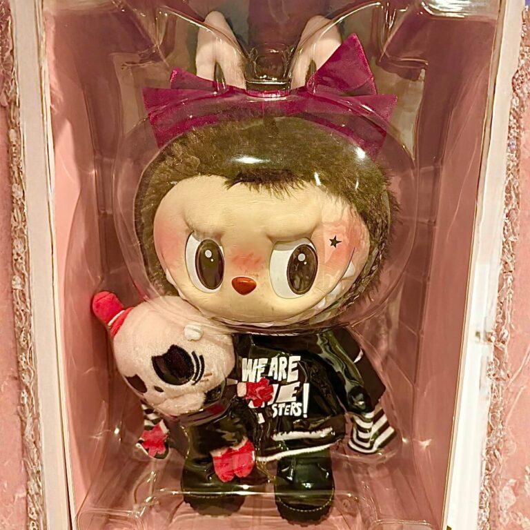 Tycoco is Labubu's Boyfriend. Special doll of them together